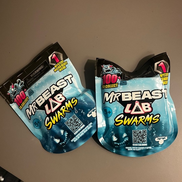 Toys | Sdcc Exclusive Mr Beast Lab Swarms Mystery Micro Beasts Blind ...